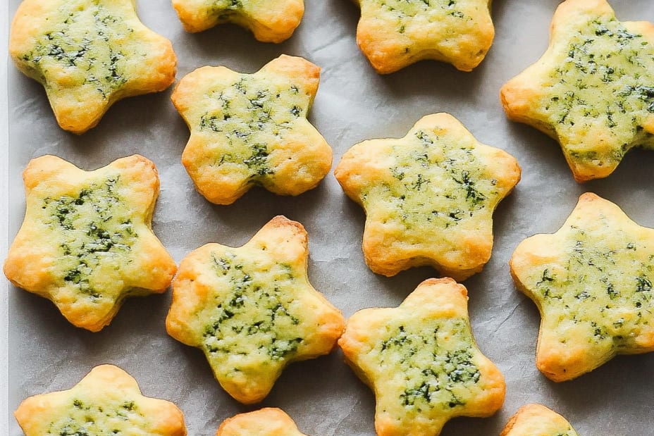 Spinach and Cheese Biscuits: An Incredible 7-Step Recipe - Dog Healthy Food